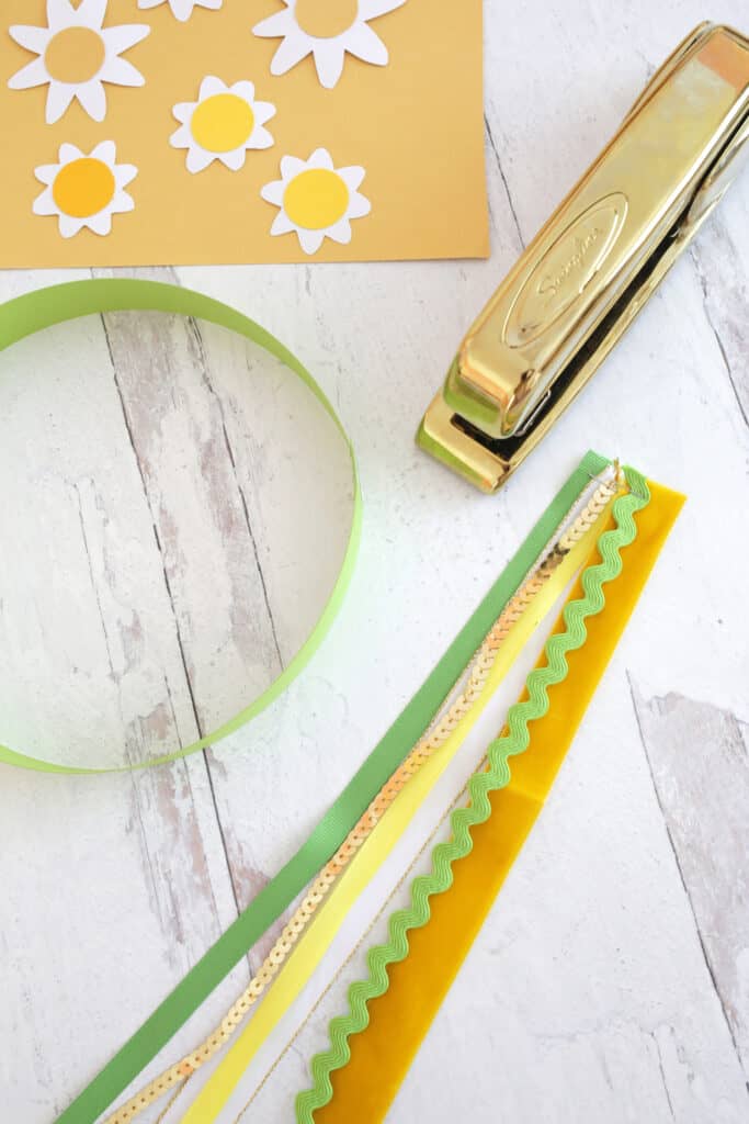 Kids Paper Daisy Crown (With Free Template)