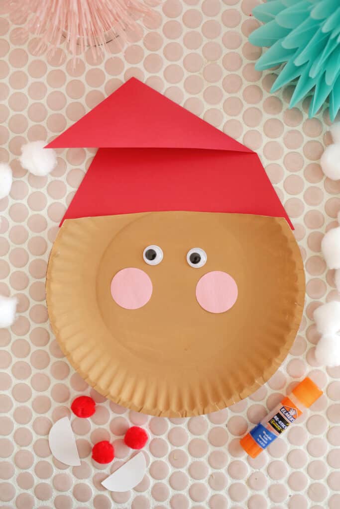 Easy Paper Plate Santa Craft (Perfect for the Holidays!) - Childhood Magic