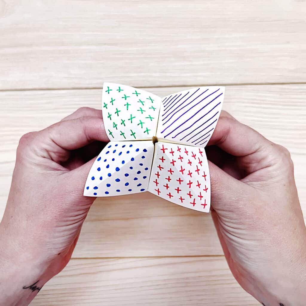 Cootie Catcher - Fortune Teller - Childhood Magic