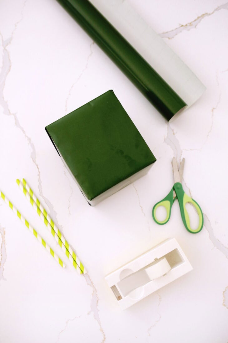 Easy Leprechaun Trap (with Free Printable!) - Childhood Magic